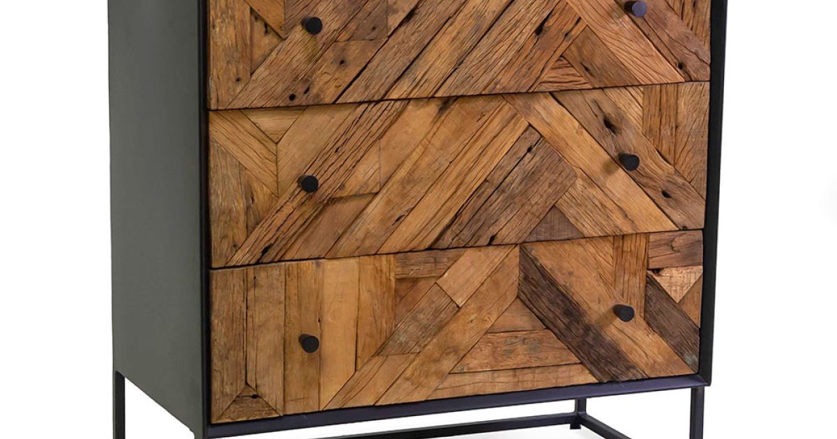 Zwart metalen kast met 3 houten laden